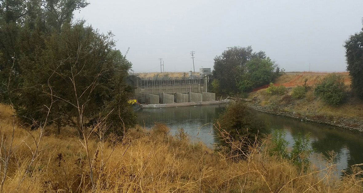 Knights Landing Outfall Gate Fish Screen Installation - Shimmick ...