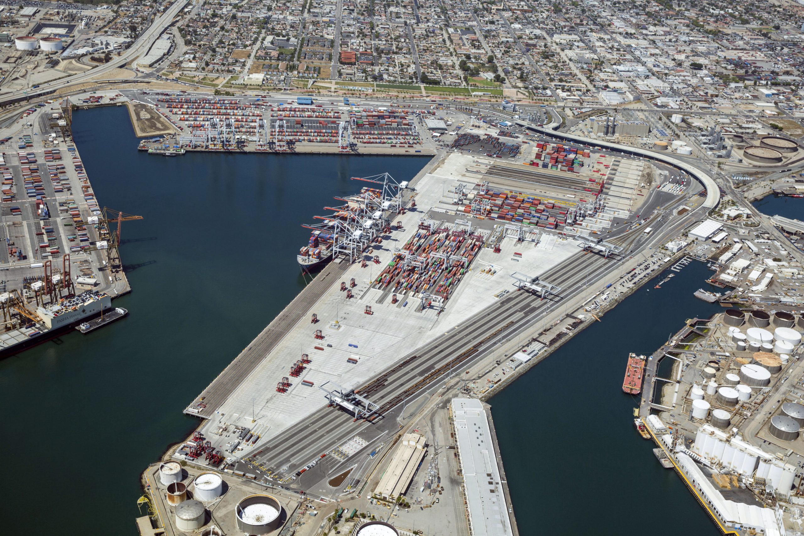 Port of Los Angeles Berth Reconstruction - Shimmick // Leader in Water ...